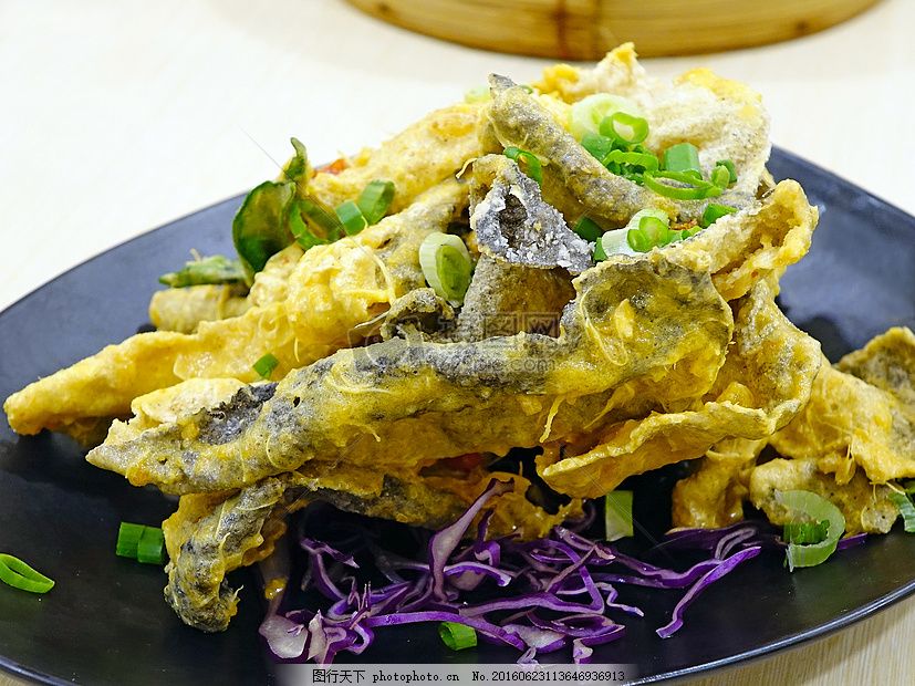美味的咸蛋炸鱼皮图片_酒水饮料_餐饮美食-图行天下素材网
